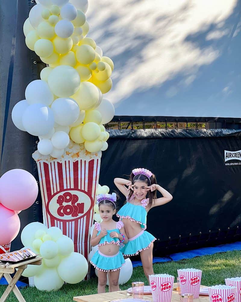 9 Easy Tips to Host an Epic Outdoor Movie Party! – RB Italia Blog