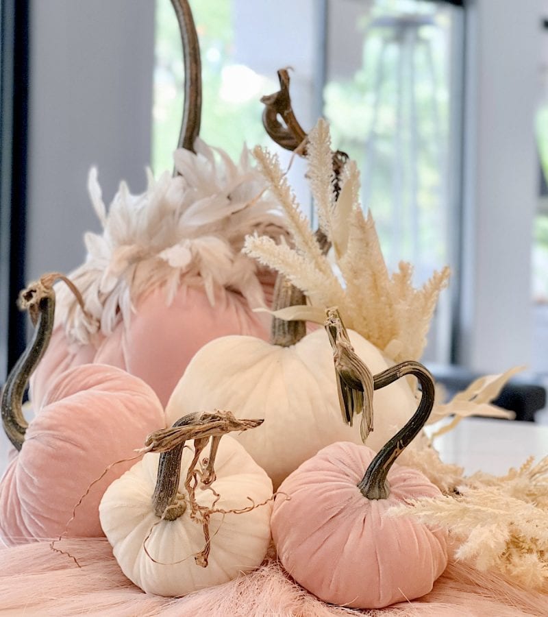 How to Decorate Your Home in Pink for a Romantic Fall Look!