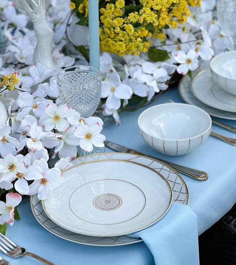How to Style a Magical Blue and White Tablescape!