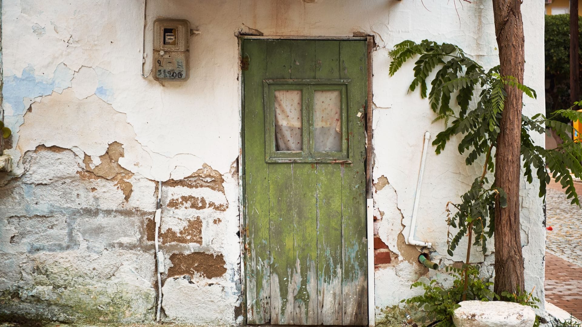 18 Outdoor Design Mistakes That Could Irritate Your Neighbors – RB ...