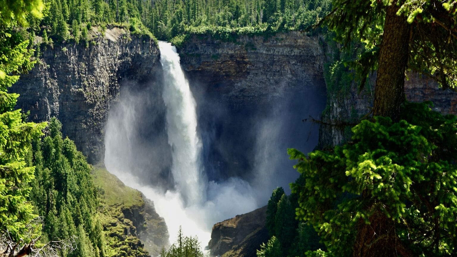 16 Jaw-Dropping Waterfalls So Stunning You Won’t Believe They’re Real ...