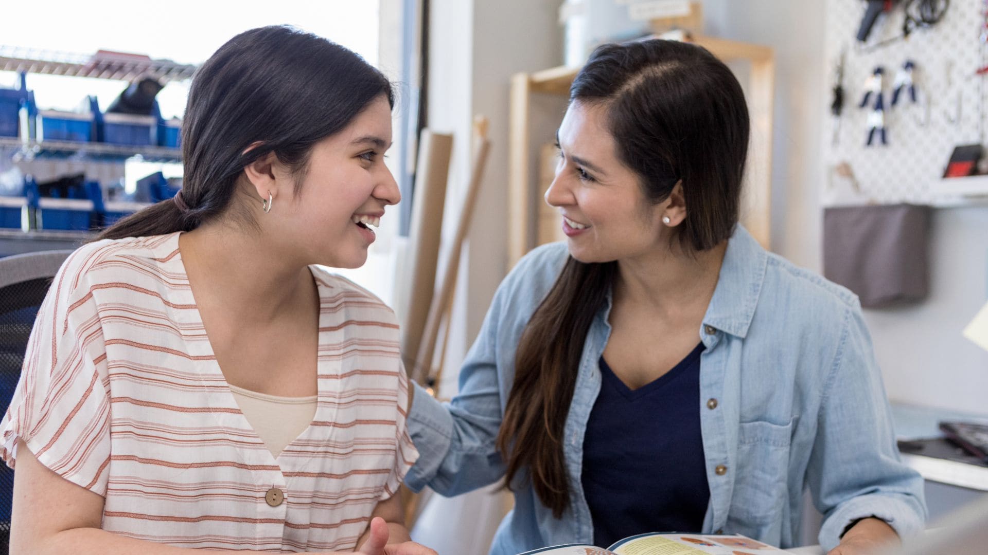 17 Tough Situations Parents Face with Teen Daughters—And How to Handle ...