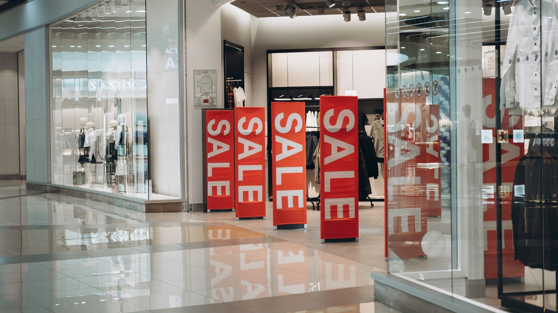 Are You Addicted to Shopping? 17 Warning Signs to Watch For – RB Italia ...