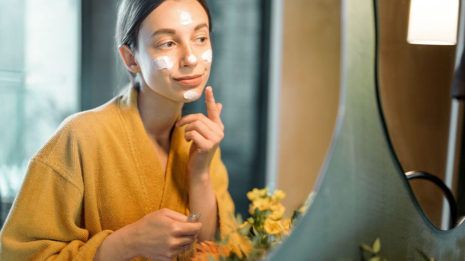 15 Beauty Tips to Simplify Your Routine: Skin, Hair, and Nails