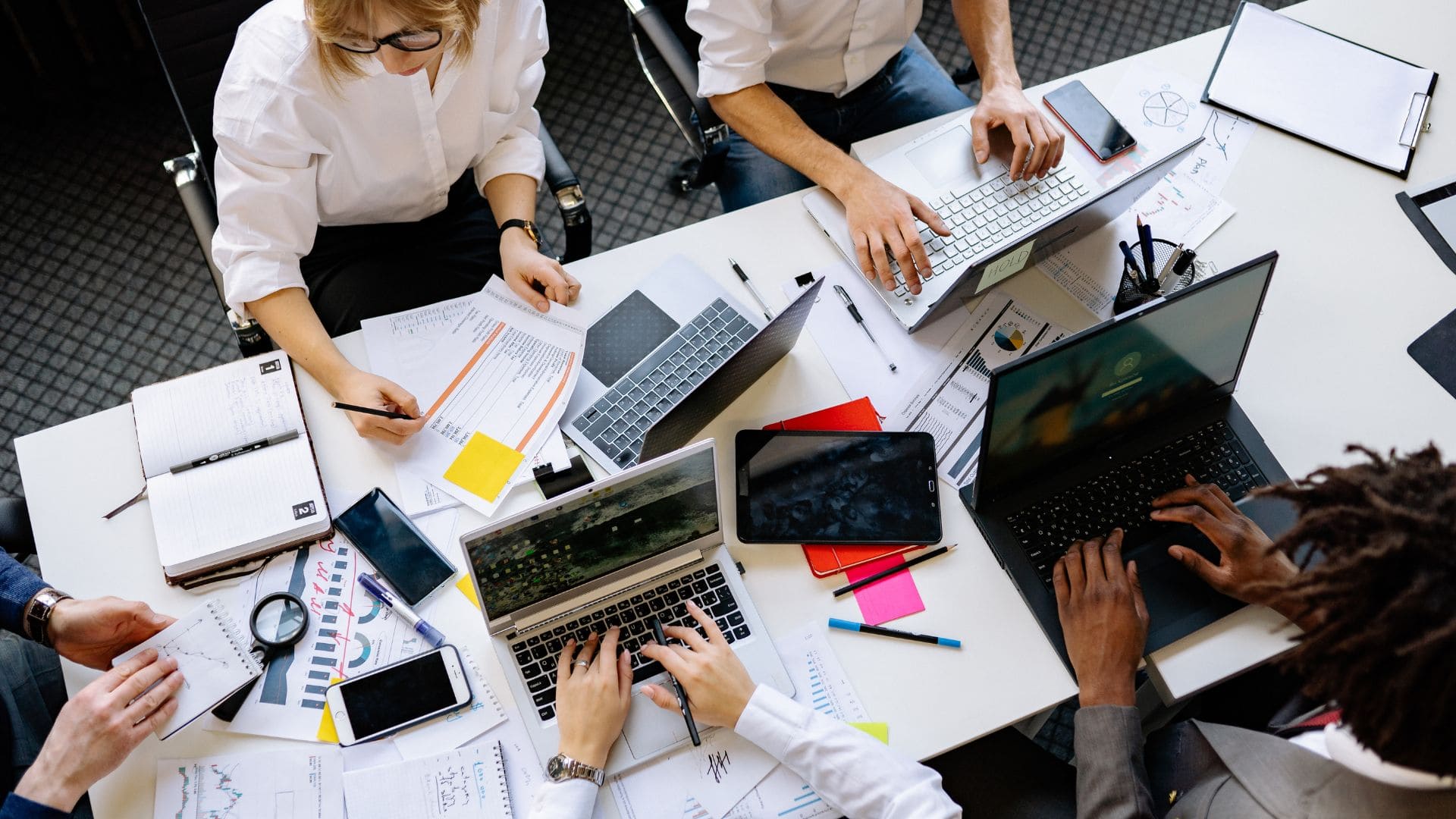 18 Secrets to Surviving Corporate Life You’ll Wish You Knew Sooner – RB ...