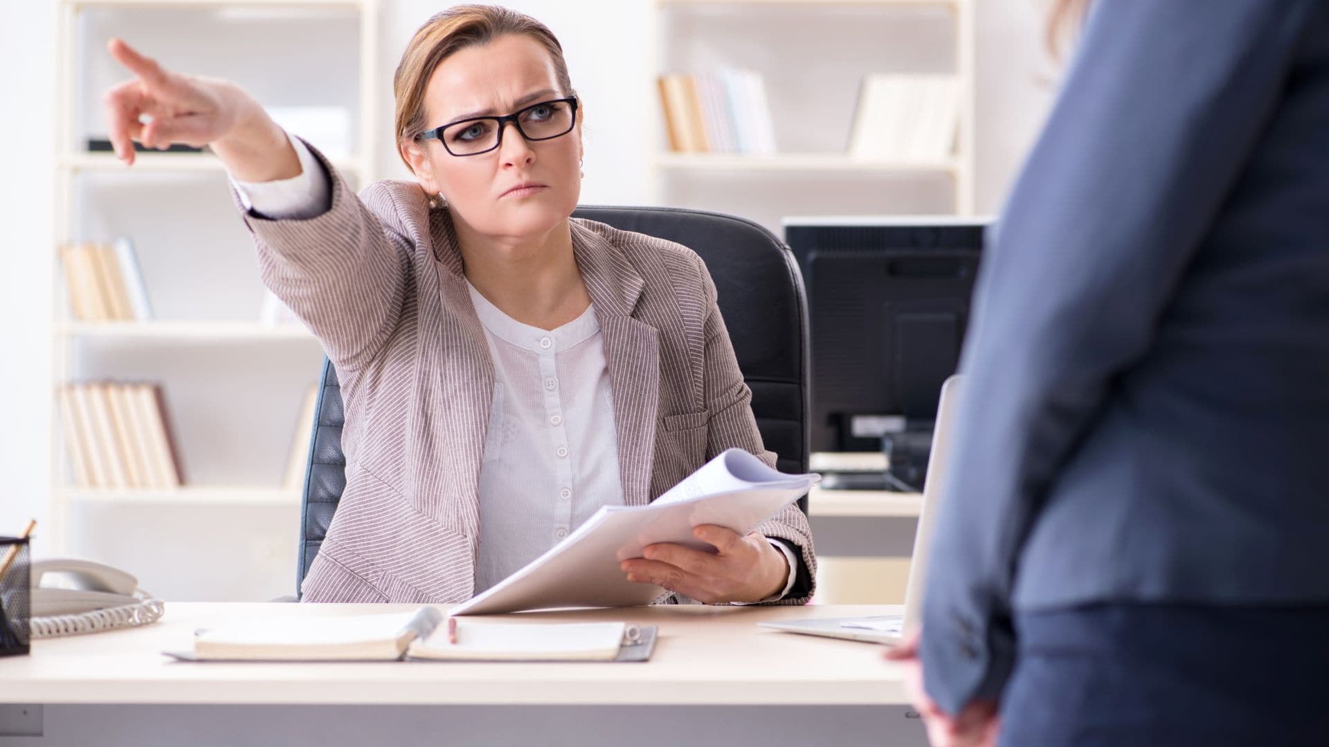 12 Smart Ways to Respond When People Criticize You Unfairly – RB Italia ...