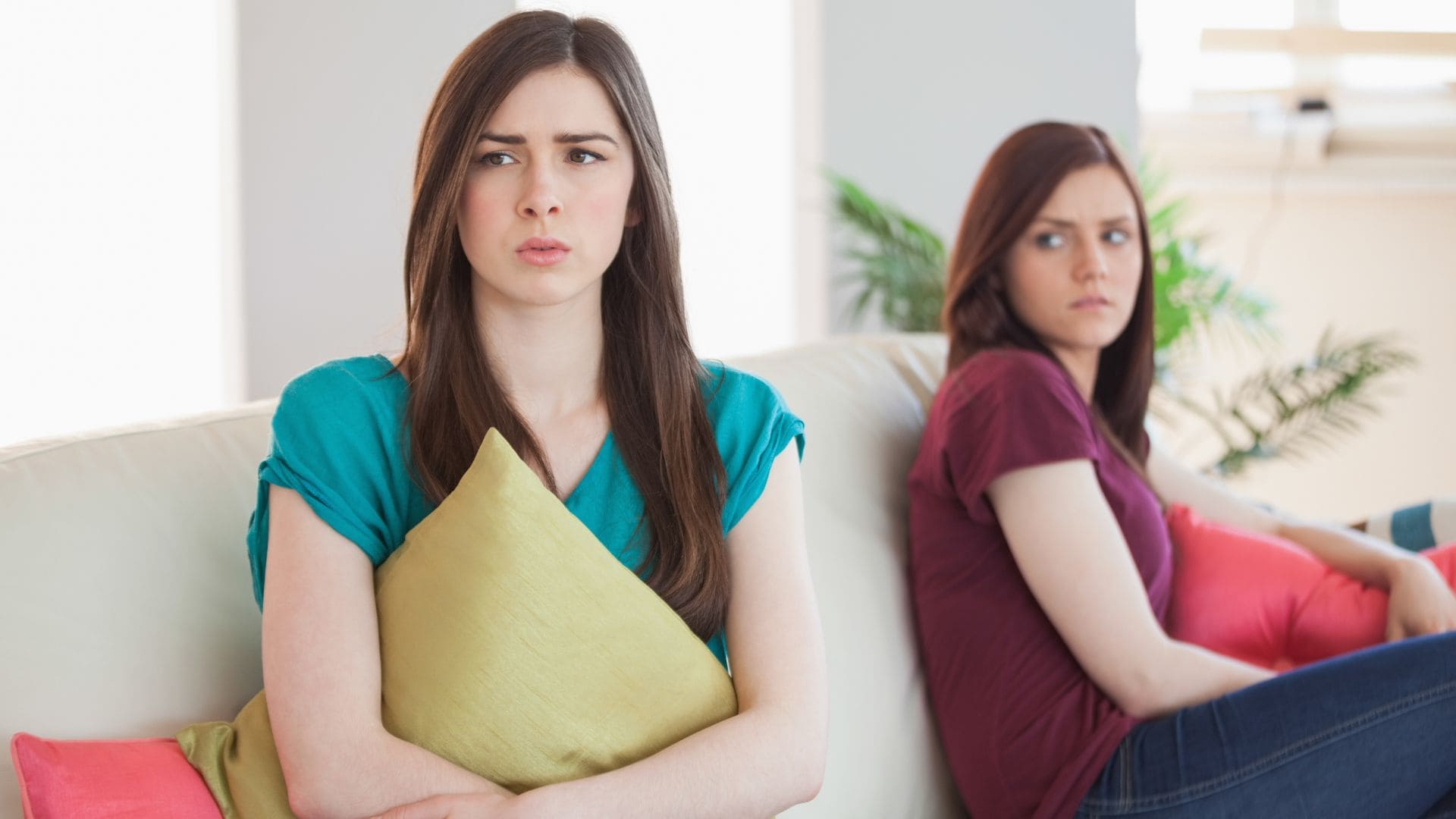 16 Red Flags That Indicate Your Friends Are Not Interested in Spending ...